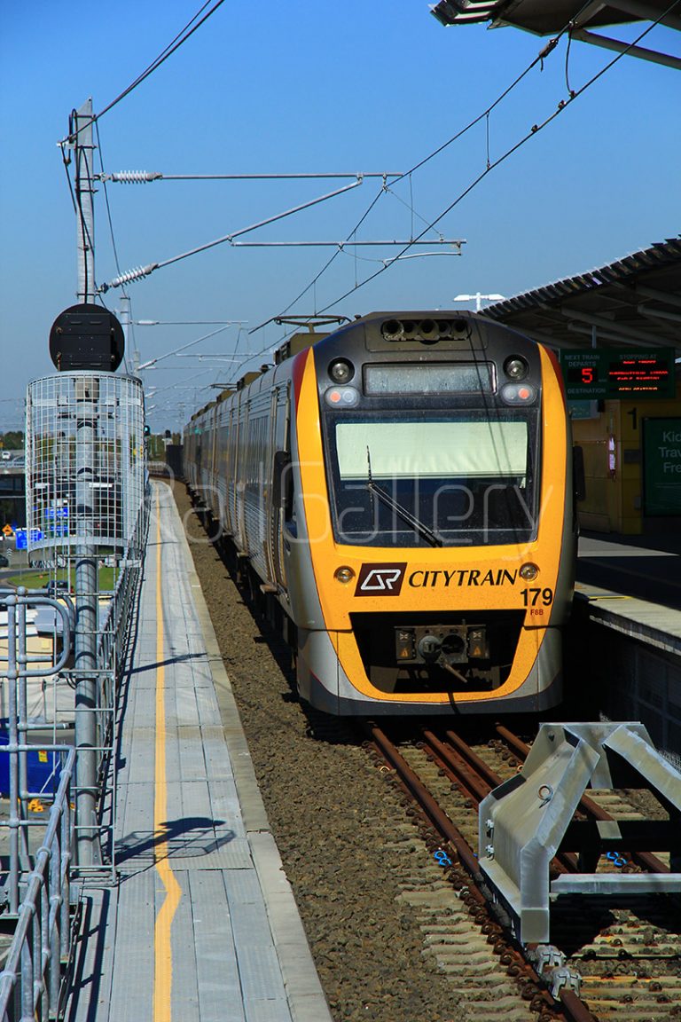 Queensland Rail IMU 160 Photos - RailGallery Stock Library