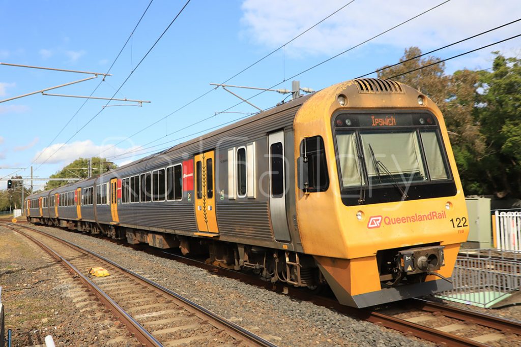 Queensland Rail IMU 100 Photos - RailGallery Stock Library