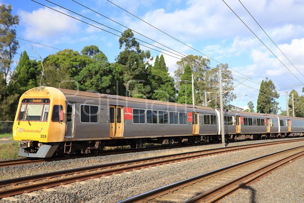 Queensland Rail SMU 200 Photos - RailGallery Stock Library